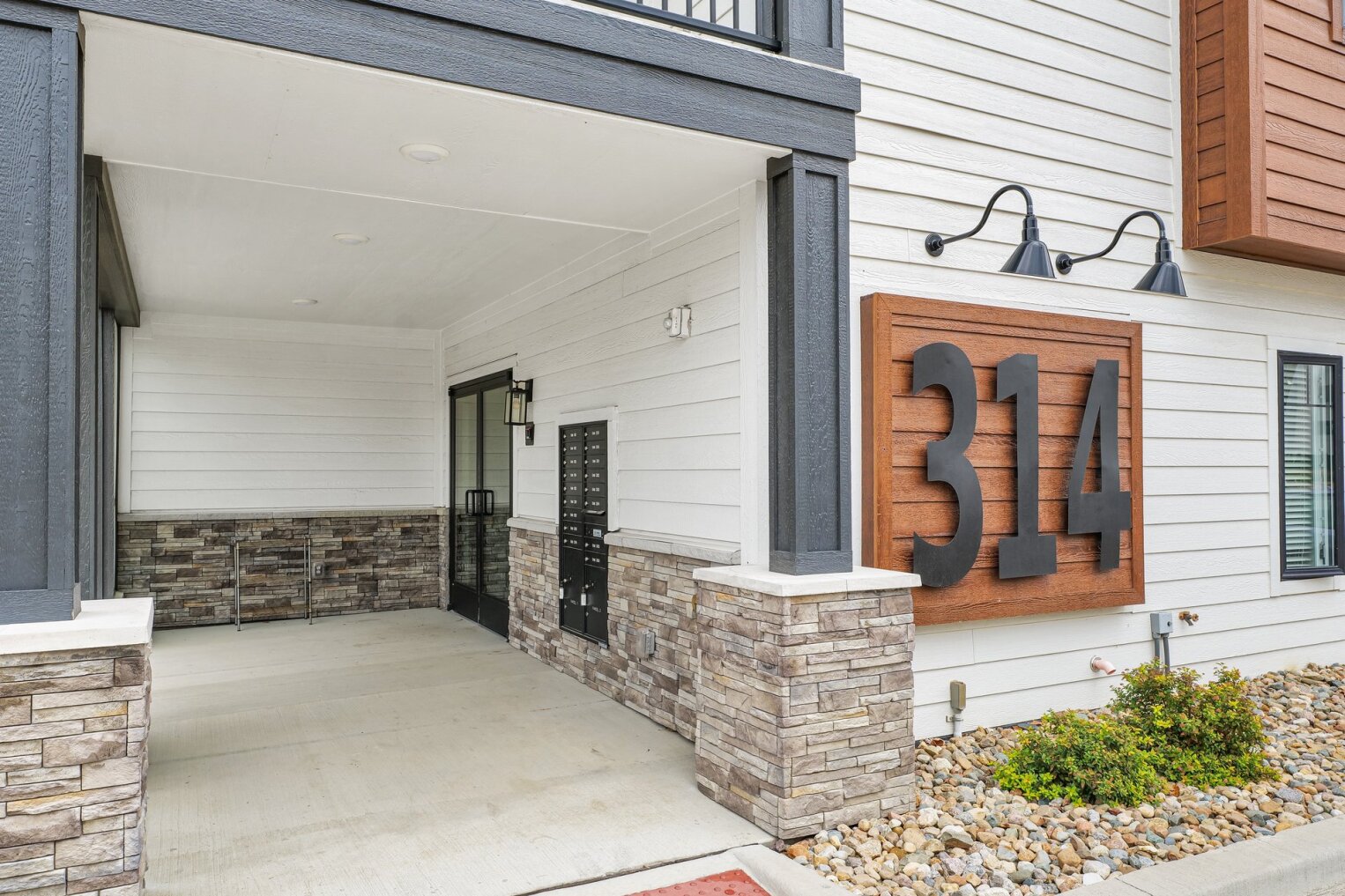 Home [jsjmanagement.managebuilding.com]